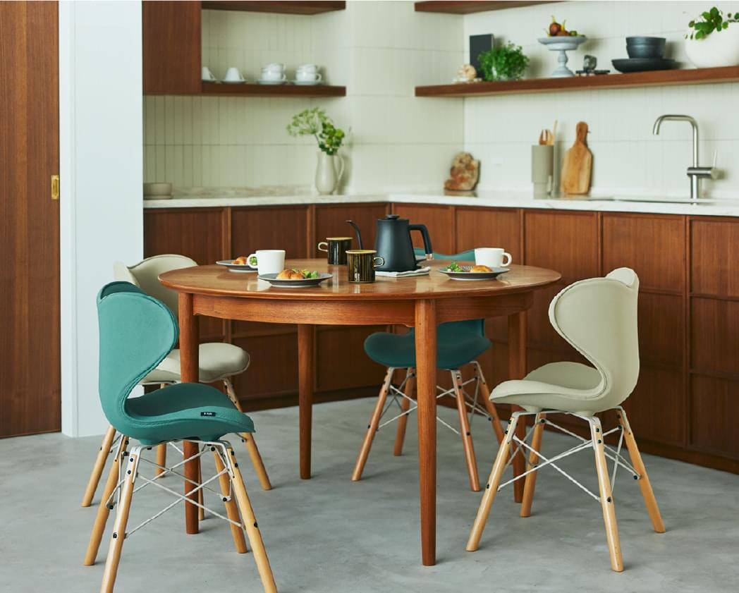 【S字姿勢 腰の負担軽減】Style健康Chair | Style 公式通販 | MTG ONLINESHOP - ReFa(リファ ...